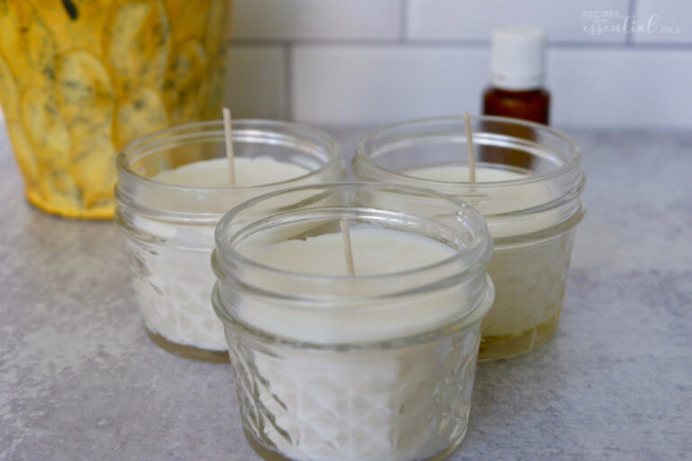Easy Homemade Essential Oil Candle - Recipes with Essential Oils