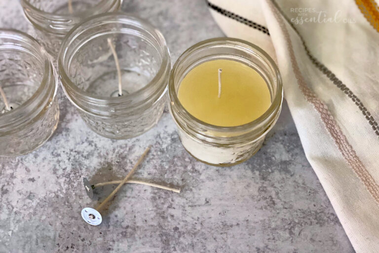 Easy Homemade Essential Oil Candle - Recipes with Essential Oils
