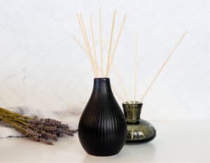 8 Natural Ways to Freshen Your Home - Recipes with Essential Oils